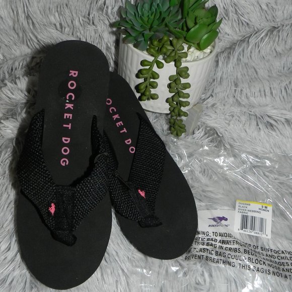 Rocket Dog | Shoes | Rocket Dog Womens Diver Wedge Flip Flops Black ...